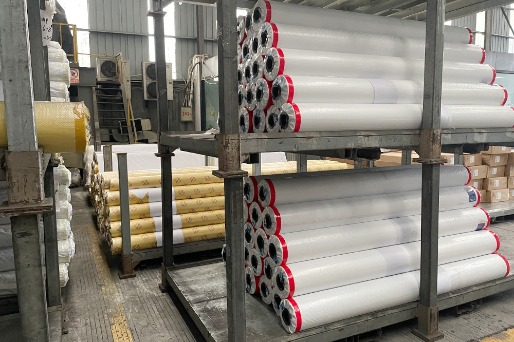 What Materials Are Used To Make Vinyl Polyester Tarps?